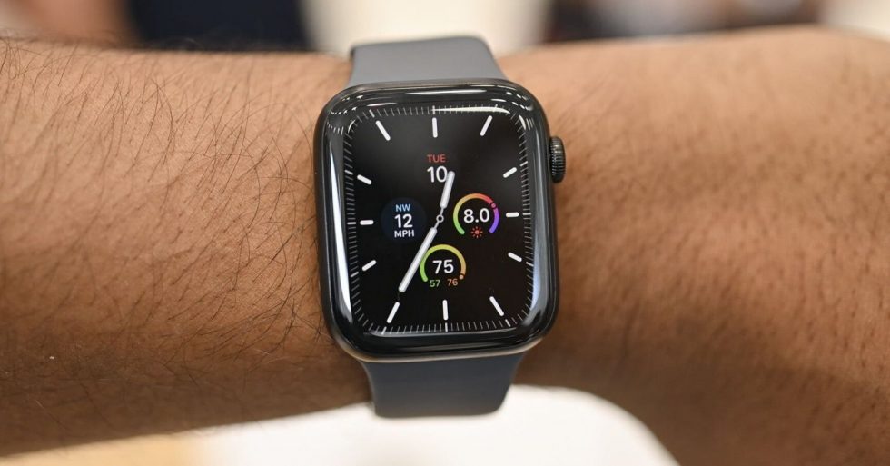 10 Best Bands for Space Grey Apple Watch In 2020